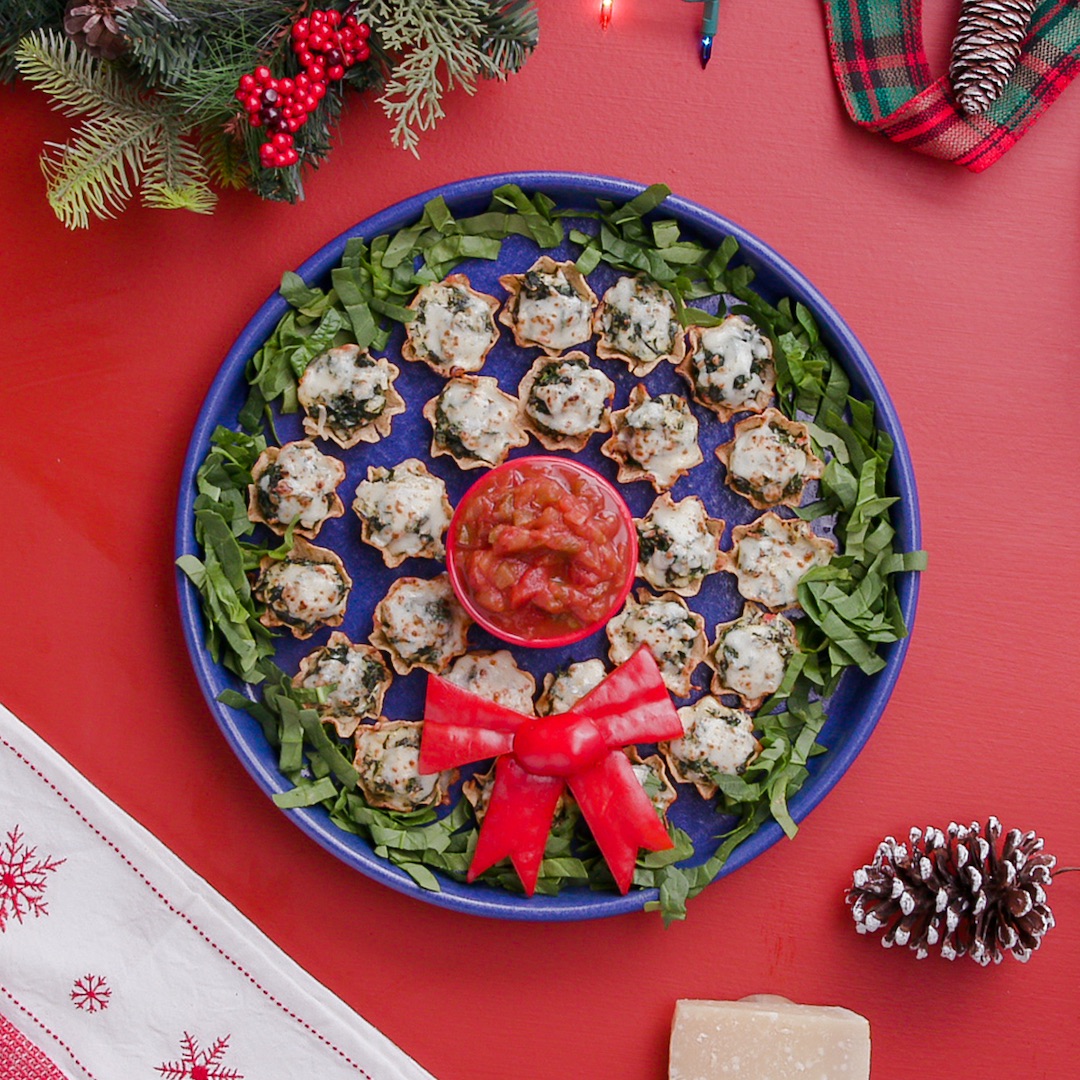 Festive Spinach Dip Wreath | Tastemade