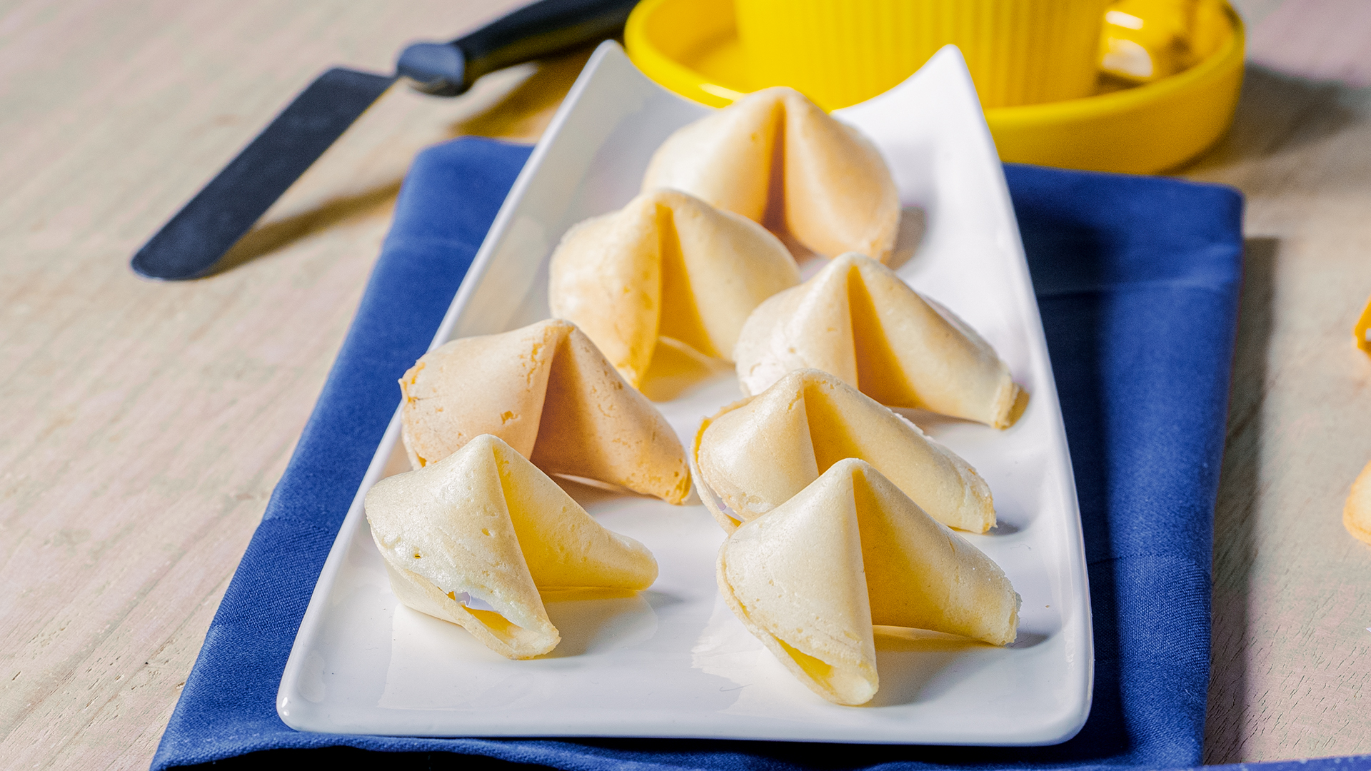 Fortune Cookie Blue Band | Tastemade