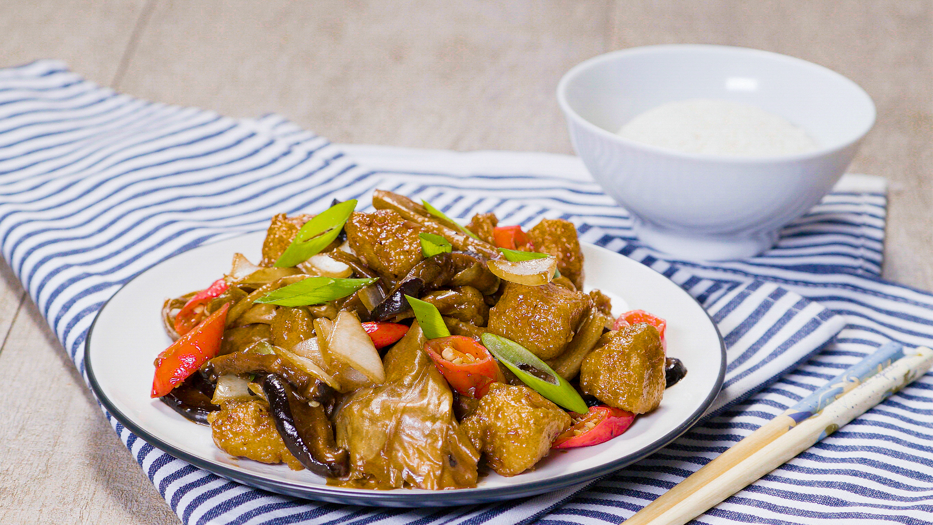 Ayam Kecap Jamur Kembang Tahu | Tastemade