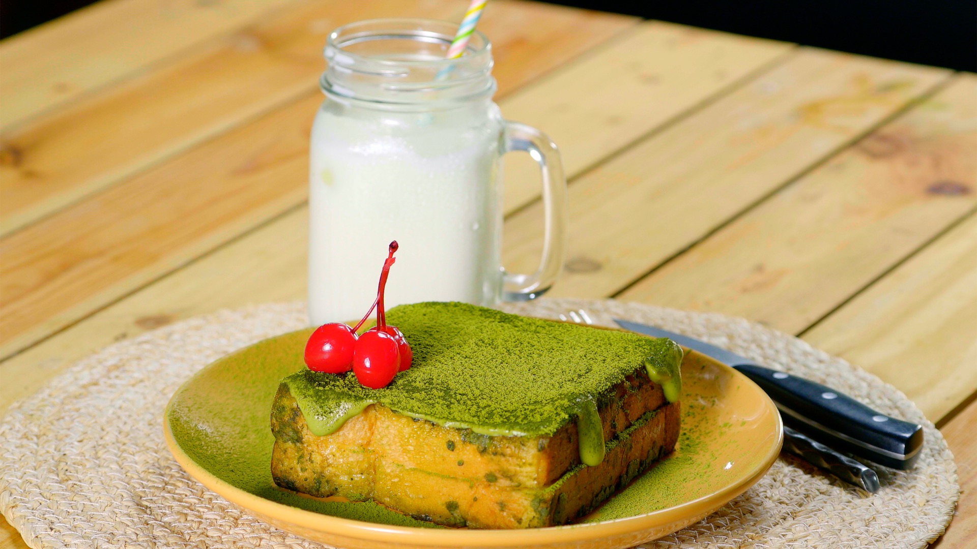 Toast (Roti Panggang) Lava Matcha | Tastemade
