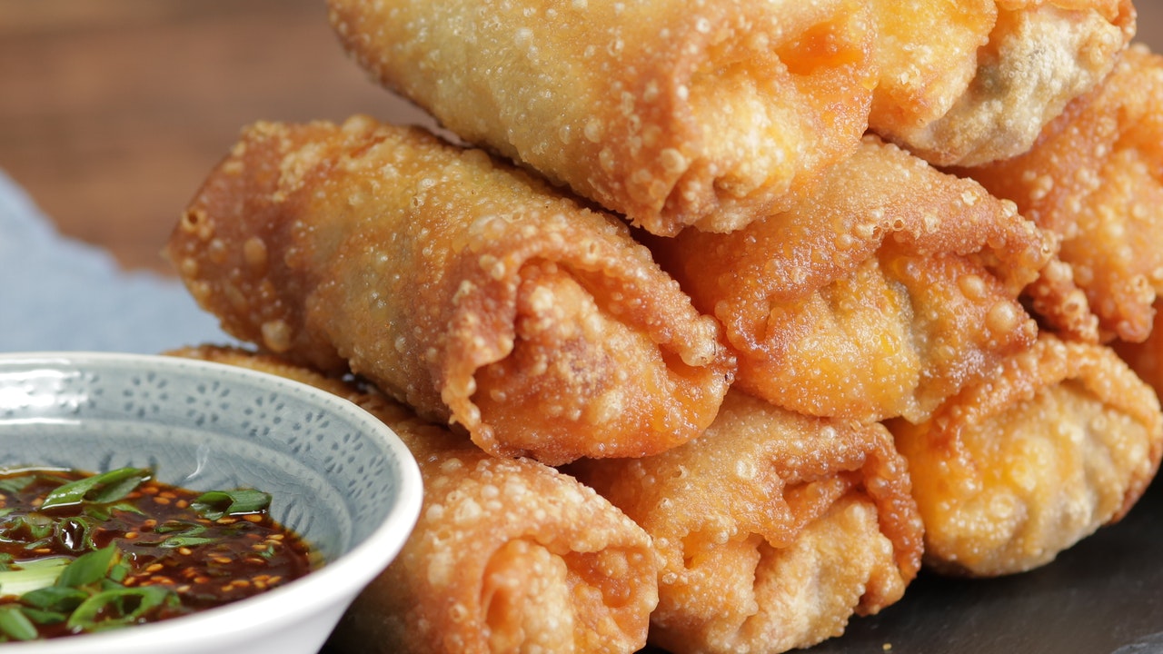 Kimchi Bulgogi Egg Rolls | Tastemade